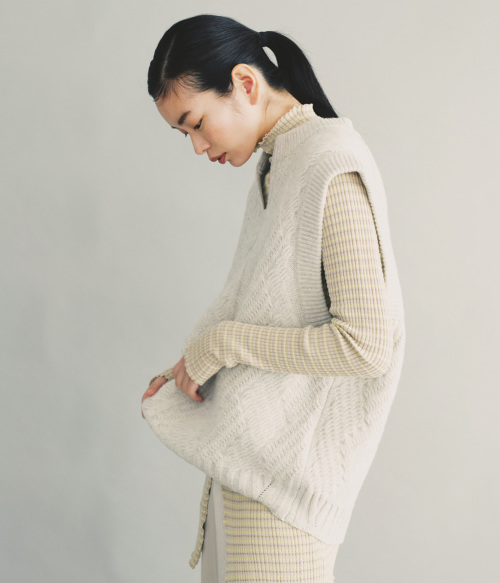 ONICA オニカ スーパーファイン ウール ベスト “Superfine Wool ONICA オニカ スーパーファイン ウール ベスト “Superfine Wool